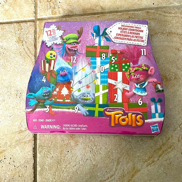 Dreamworks | Other | Brand New Dreamworks Trolls Holiday Countdown ...